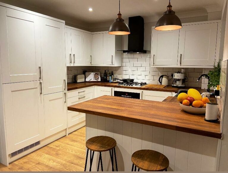Kitchen Fitting - DS Bespoke